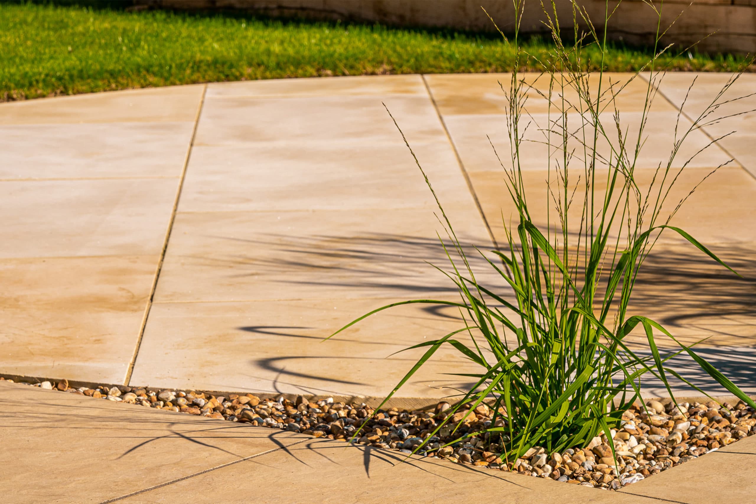 Mint Sandstone Paving - UK Wide Delivery | Buy Online Today | Corker.co.uk