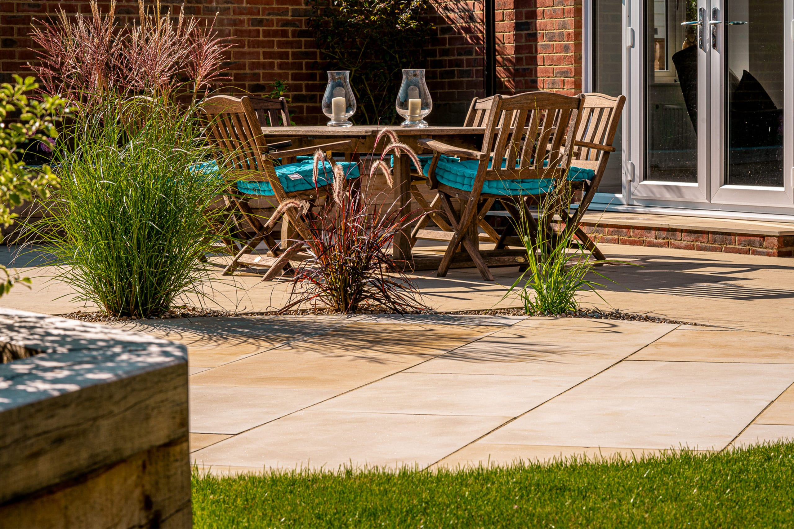 Mint Sandstone Paving - UK Wide Delivery | Buy Online Today | Corker.co.uk