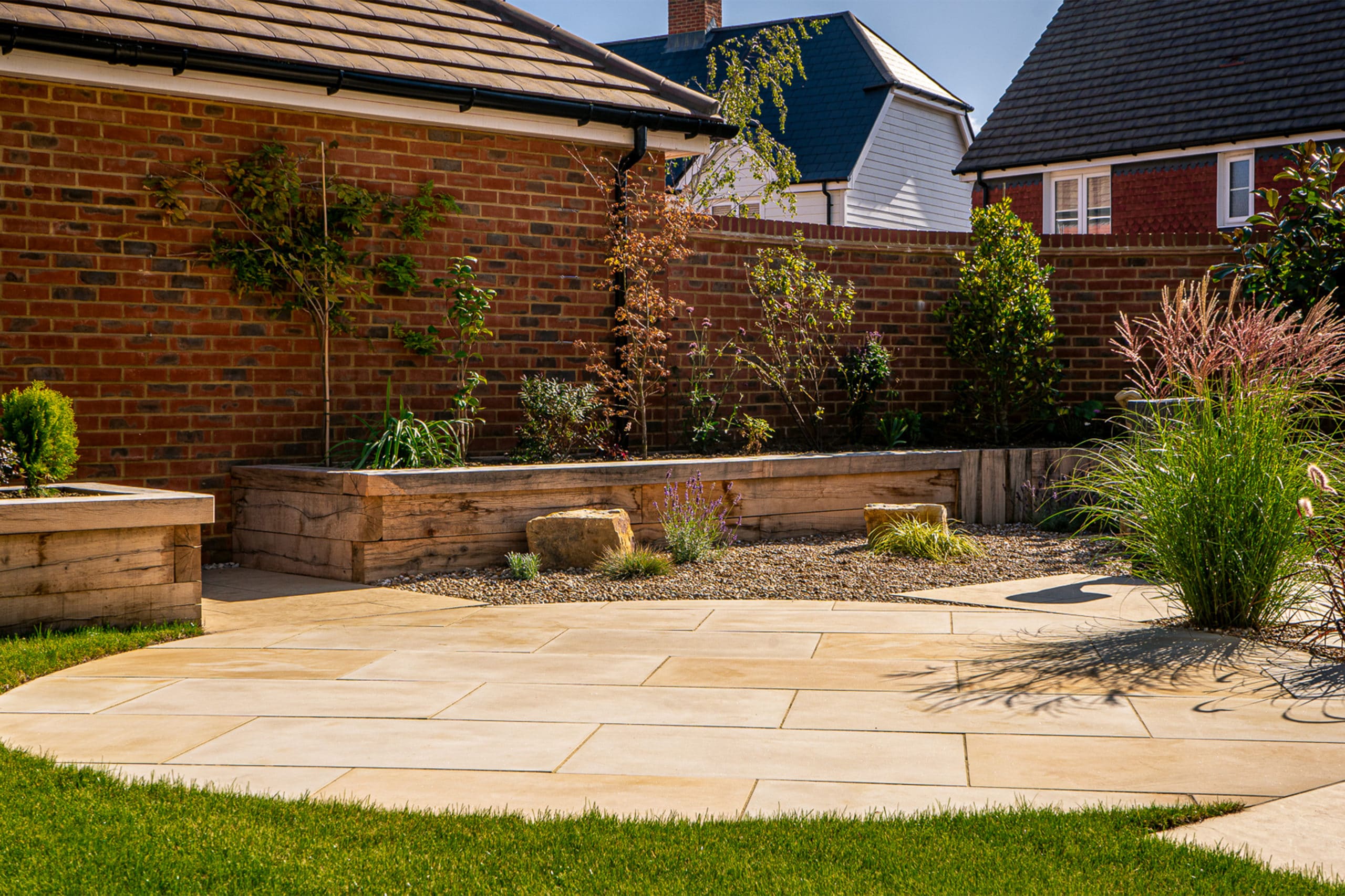 Mint Sandstone Paving - UK Wide Delivery | Buy Online Today | Corker.co.uk