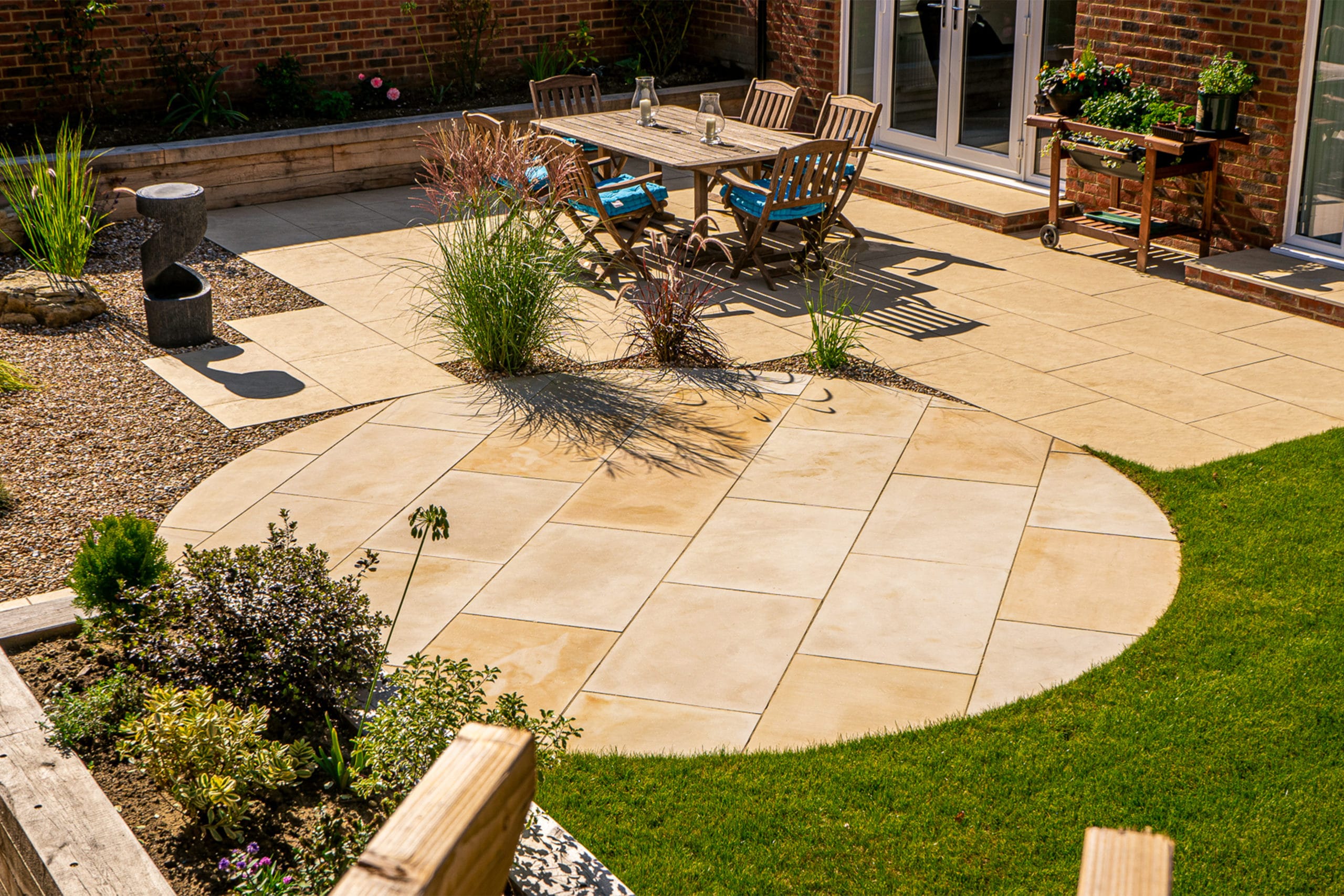 Mint Sandstone Paving - UK Wide Delivery | Buy Online Today | Corker.co.uk