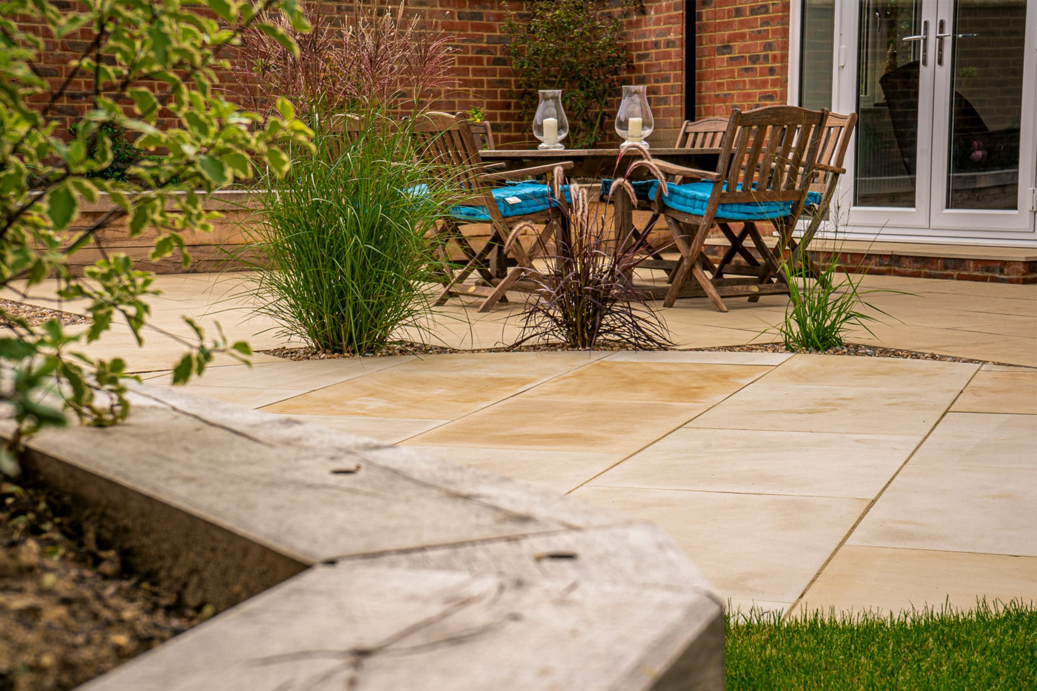 Mint Sandstone Paving - UK Wide Delivery | Buy Online Today | Corker.co.uk