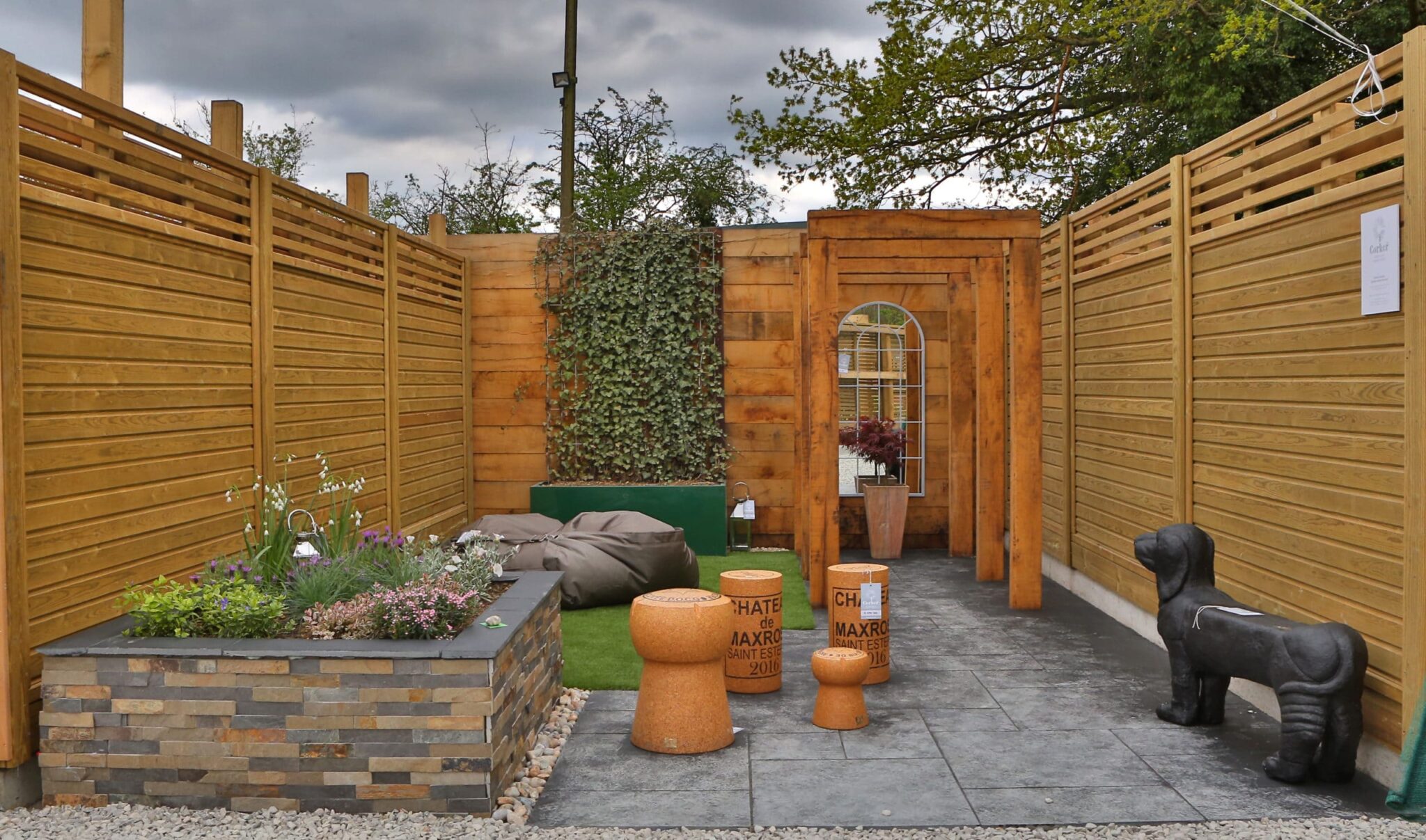 Garden 8 - Corker Outdoor