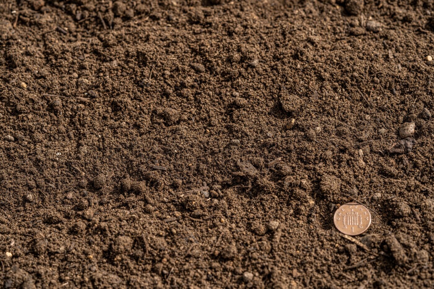 Premium Topsoil - Kent Based Yard - Quick Local Delivery Available | Corker