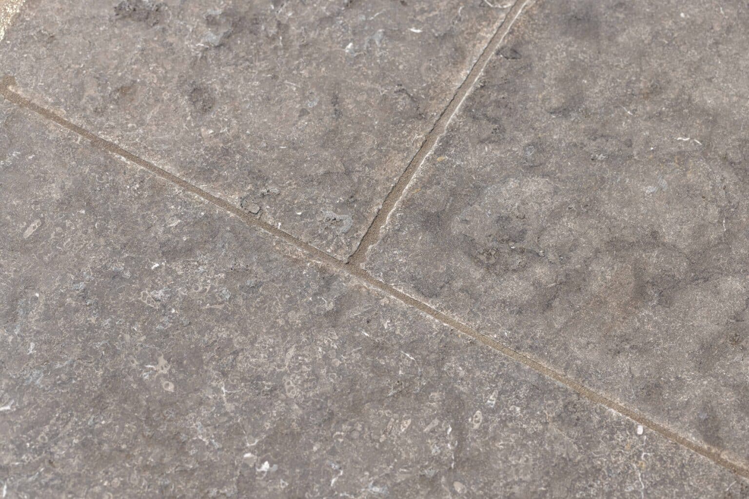 Limestone Paving Slabs | Large Range of Quality Paving | Corker